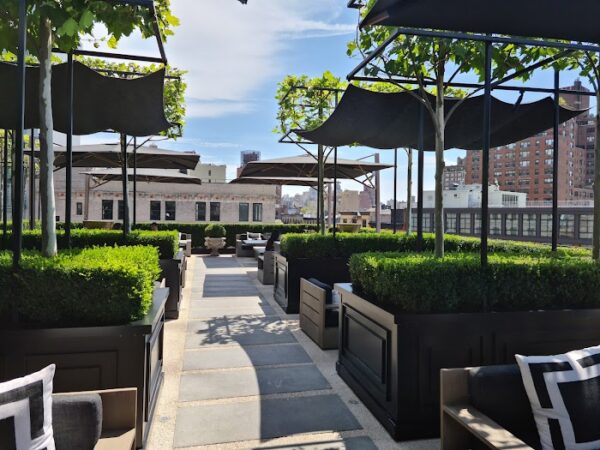 "Rooftop Elegance: Exquisite Dining at RH Rooftop Restaurant in New ...